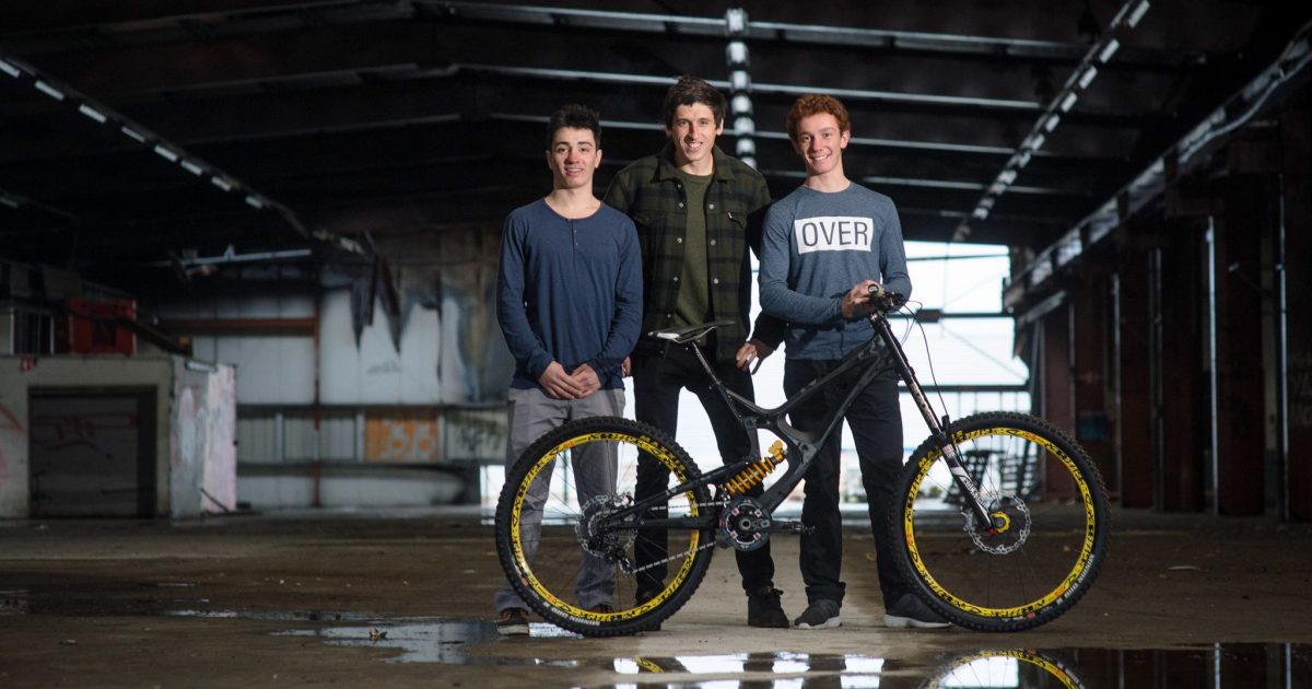 Les Gets - Intense DH Team : Fusion de champions ⋆ Vojo