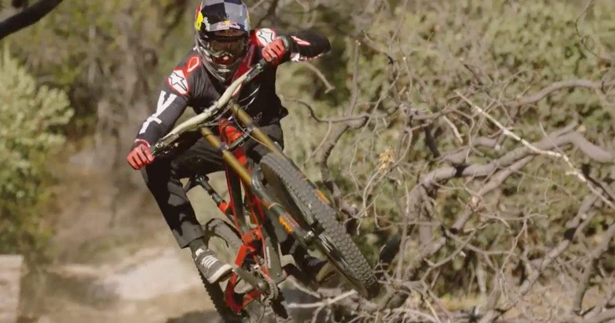 Aaron Gwin à l'entraînement ⋆ Vojo