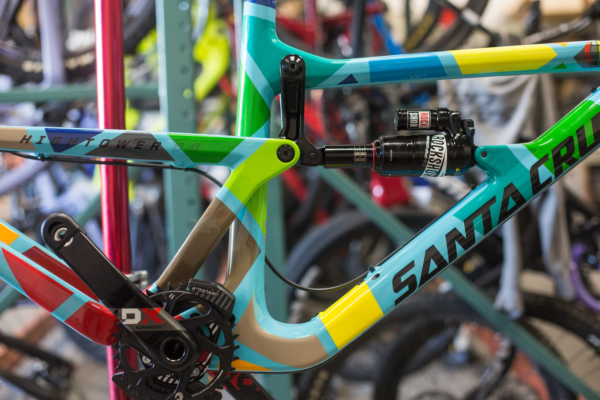 Le Santa Cruz Hightower des pilotes EWS ⋆ Vojo