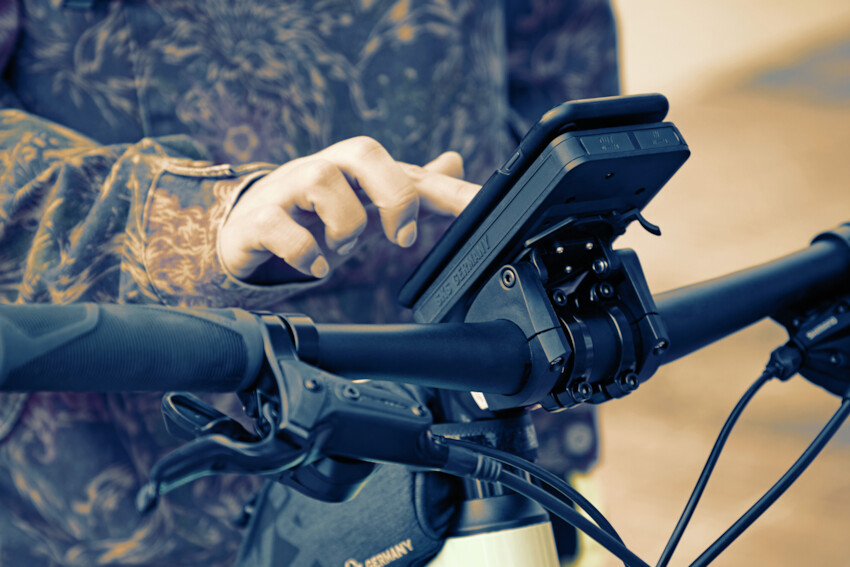 SKS Compit: houder voor een communicatieve cockpit - Vojo Magazine