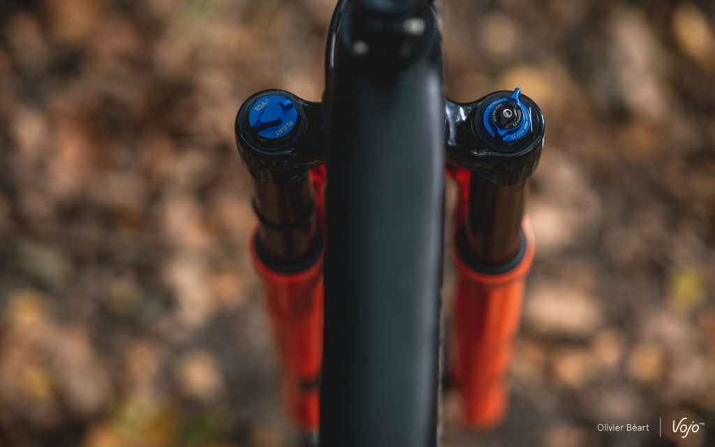 Fox 34 SC vs RockShox SID 35 Ultimate : le combat des chefs du XC new ...