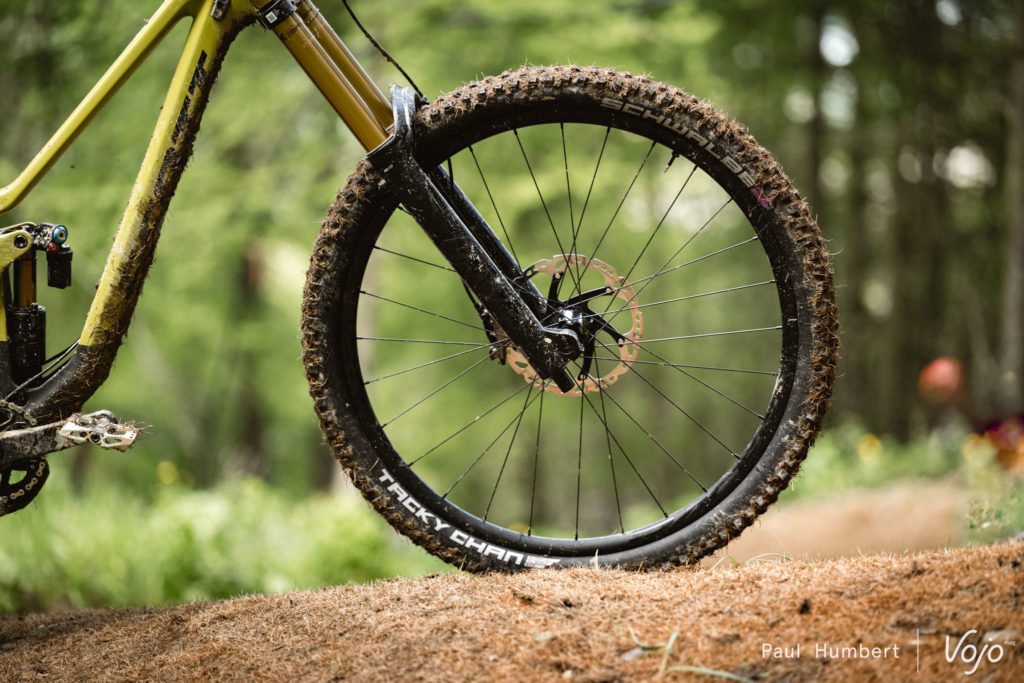 Test nouveauté | Schwalbe Tacky Chan : le chaînon manquant - Vojo Magazine