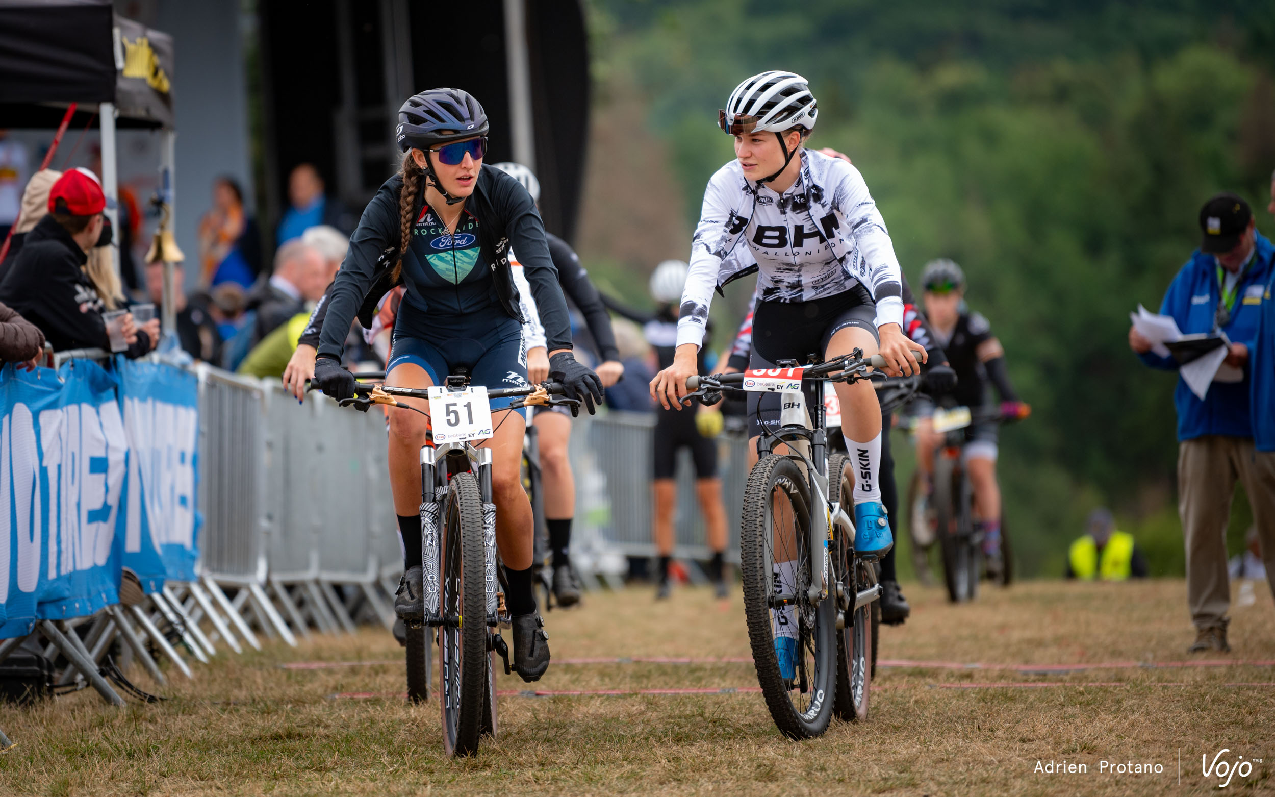 BK XCO 2023: Emeline Detilleux en Pierre de Froidmont heersen over ...