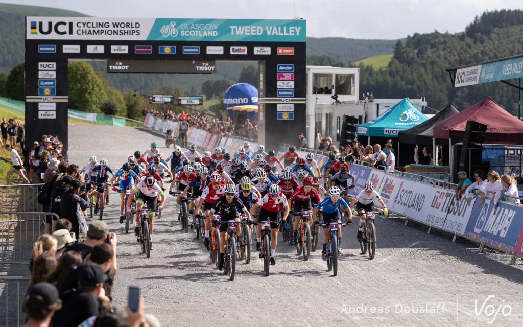Worlds 2023 | XCO U23 Femmes : Samara Maxwell seule au monde à ...