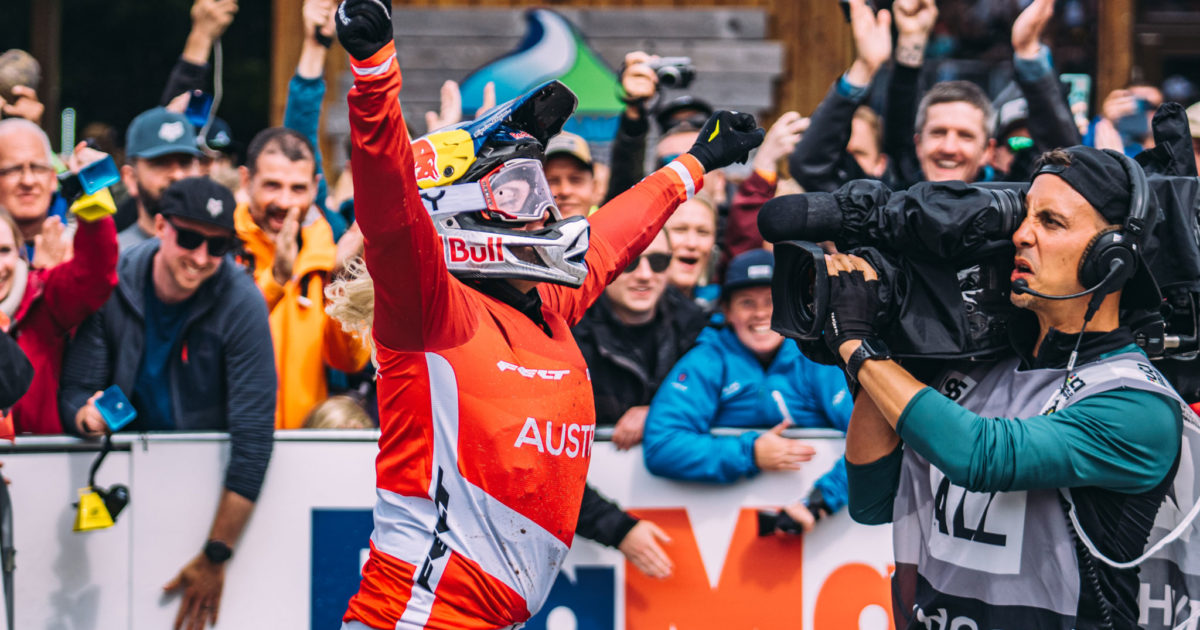 Worlds 2023 | DH : le doublé pour Vali Höll, l'exploit de Charlie ...