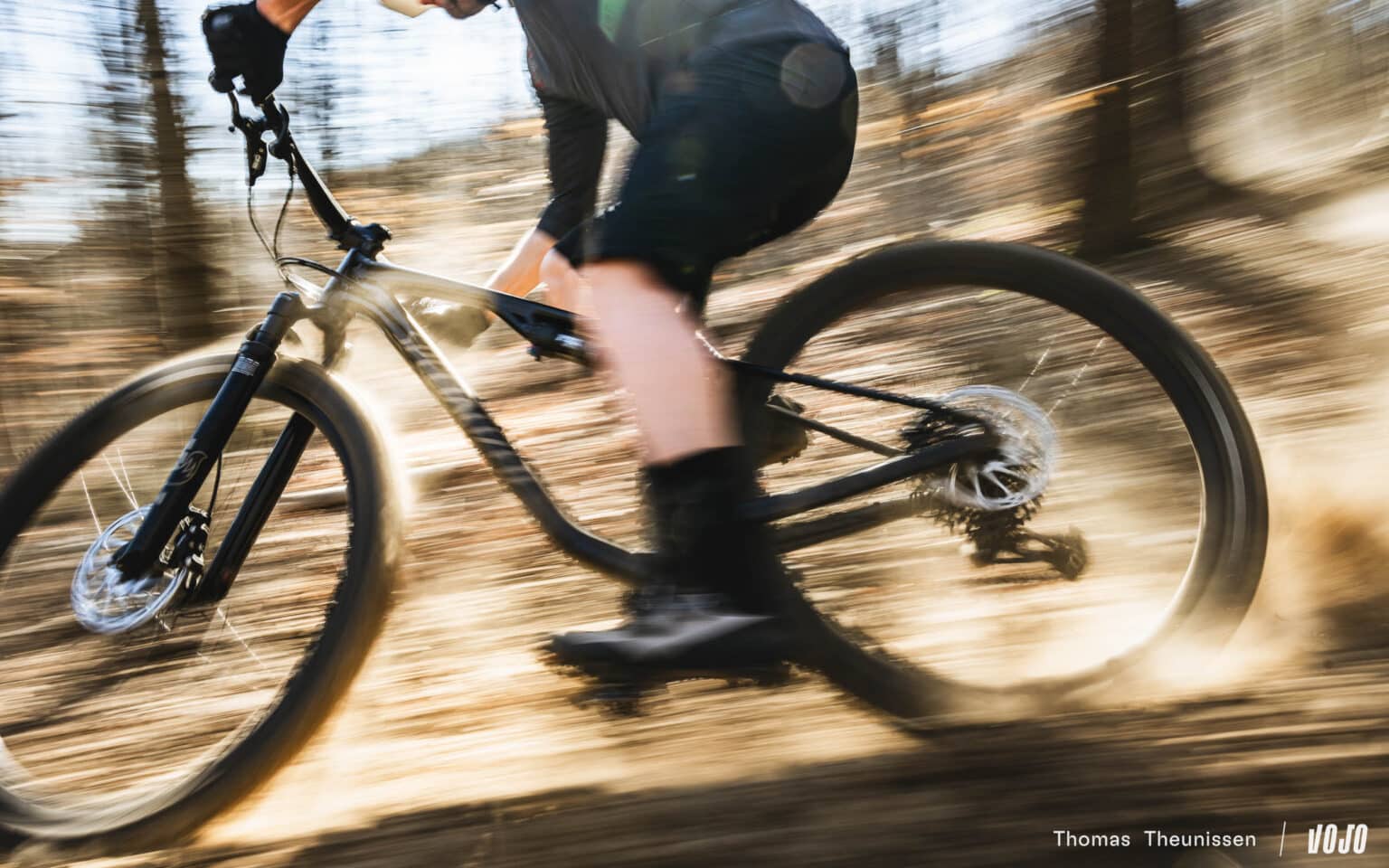 Test Vidéo VTT | Specialized Chisel VS Chisel EVO : lequel choisir ? ⋆ Vojo