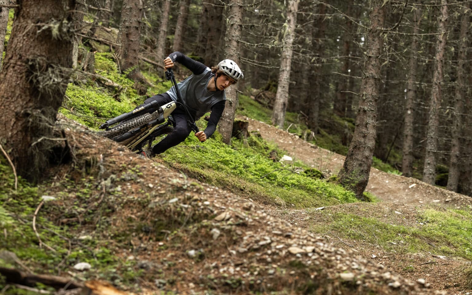 Test nouveauté | Fox Podium : la révolution inversée ? ⋆ Vojo